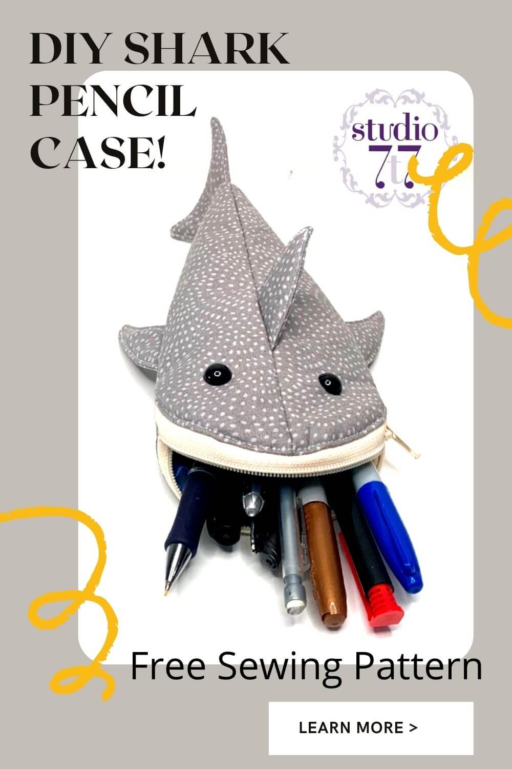 DIY Pencil Case Free Pattern - Shark Pencil Case - Studio7t7